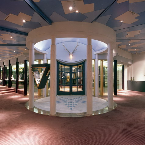 123_Ludwig Beck at Trump Tower / shops and interiors / Typology ...